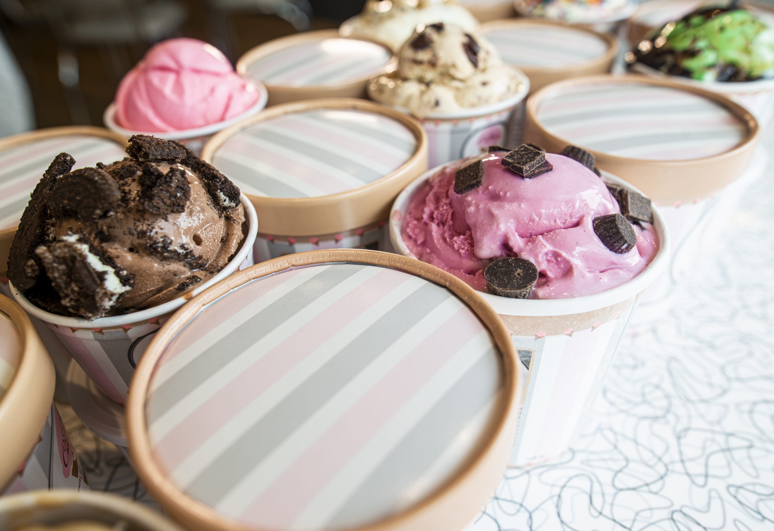 Pavs ice cream store